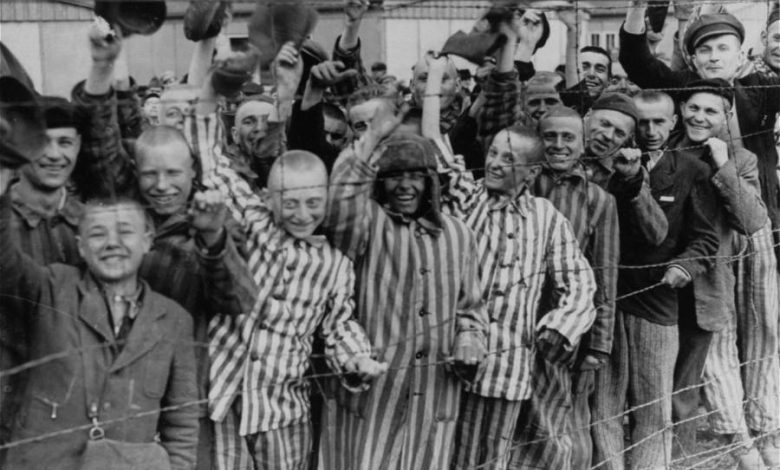 What U.S. Soldiers Saw When They First Liberated Dachau Concentration ...